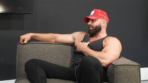 Ufc Fighter Dares Bradley Martyn To Accept Street Fight Challenge “i