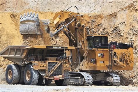 Hydraulic Mining Shovels Cat® 6060