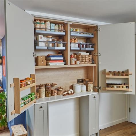 600mm Pull Down Natural Oak Wall Unit Howdens