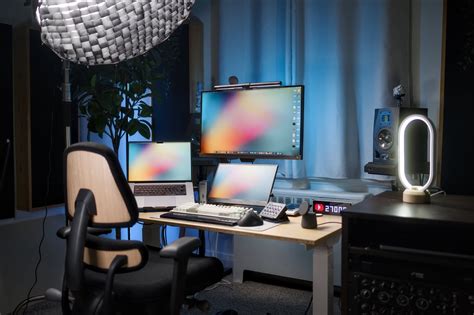 Video And Photo Editing Setups Maker Stations