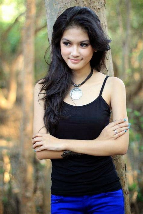 Star Hd Photos Indonesian Sexy Girls Foto Cewek Looking Handsome