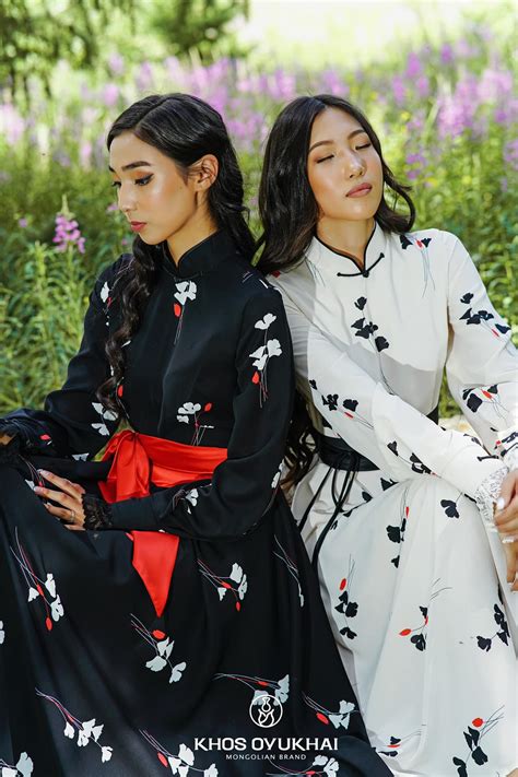 Хос Оюухай Шинэхэн загварууд маань худалдаанд гарлаа🤍 Facebook