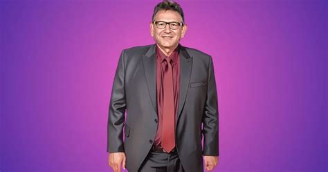 Lucian Grainge Net Worth Taylor Swift Son Drake Salary House Instagram First Wife Age