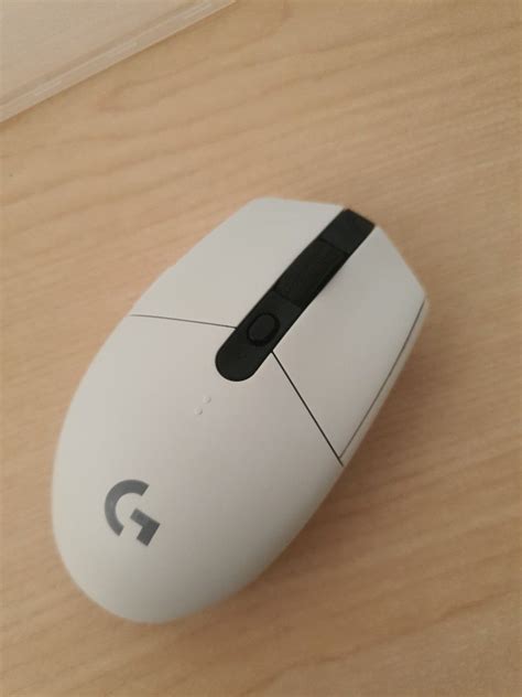 Logitech G304 Wireless Mouse Computers And Tech Parts And Accessories Mouse And Mousepads On Carousell