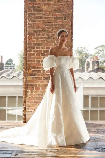 Sassi Holford Wander Atelier Stephanie Wander Atelier