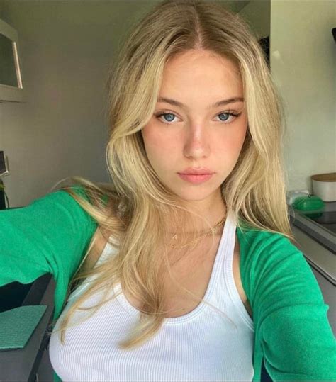Annie Schroeter Rcentredumonde