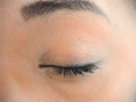 How To Curl Your Eyelashes Without An Eyelash Curler 5 Ways Eyelashes Eyelash Curler How To