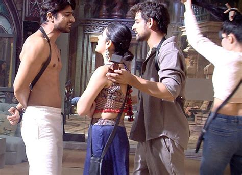 Bigg Boss Exes Isha Malviya And Abhishek Kumar Have An Epic Faceoff Bollywood News