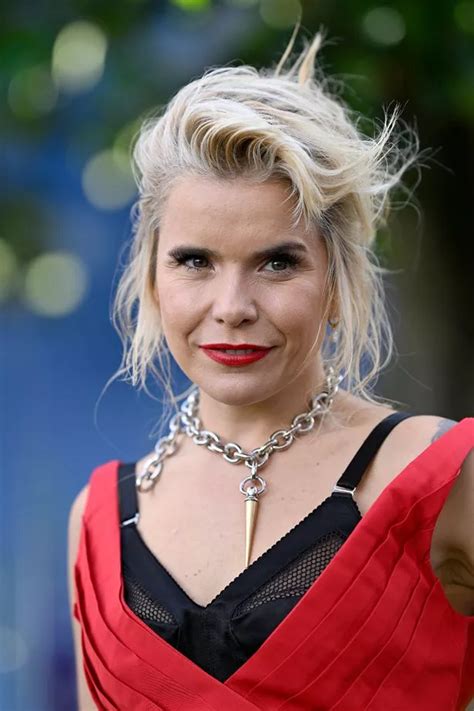 Paloma Faith Unrecognisable As She Ditches Blonde Locks In Huge Hair Transformation The Mirror