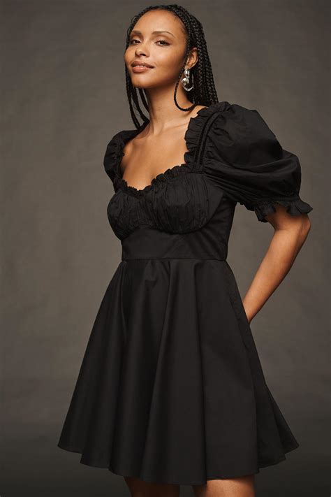 셀키 플러스 퍼프 슬리브 미니 드레스 앤트로폴로지 한국 공식 스토어 유니크한 여성 패션 및 라이프스타일 편집샵 200개이상의 프리미엄 브랜드 여성 의류 액세서리