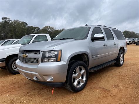 2013 Chevrolet Suburban Ltz Suv J M Wood Auction Company Inc