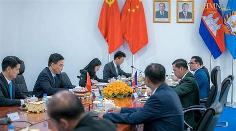 កម្ពុជា ចិន នឹងបន្តពង្រឹងកិច្ចសហប្រតិបត្តិការលើគ្រប់វិស័យនិងគ្រប់កម្រិតឱ្យកាន់តែរឹងមាំ Leading