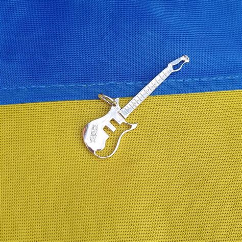 Підвіска гітара — ціна 908 грн у каталозі Кулони Купити аксесуари за
