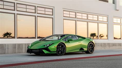 Lamborghini Huracan Wallpaper Green