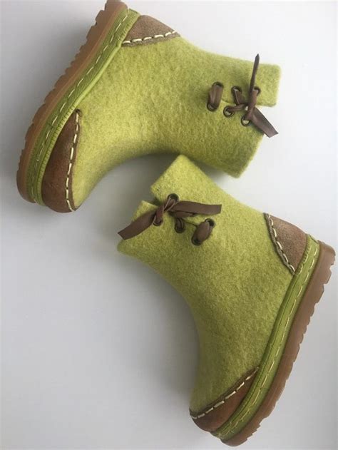 Пин от пользователя Венера Нурисламова на доске валяная обувь в 2024 г Обувь из войлока