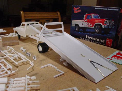 125 Custom Amt 78 Ford F 350 Wrecker Rollback Flatbed Towtruck 2 Car