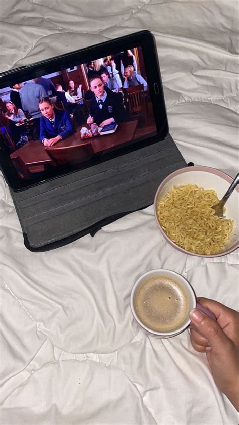 these days all i do is taking pictures and scrolling on pinterest i m