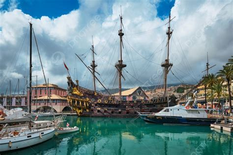 17세기 스페인 갤리온 선 제노아의 선박 복제품이 있는 제노바 항구제노바 사진 배경 및 무료 다운로드를위한 그림 Pngtree