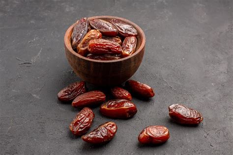 14 Types Of Dates Khajoor In India Best For You Blog