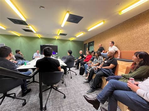Roland Barcia On Linkedin Aws Platformengineering Mlops Eks Inference