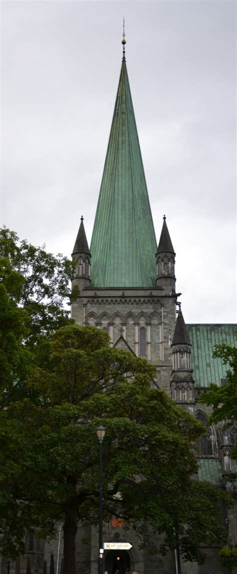 Nidarosdomen Nordens Største Middelalderkirke