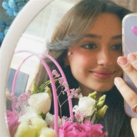 𝑀𝑎𝑙𝑖𝑛𝑘𝑎 Youtube