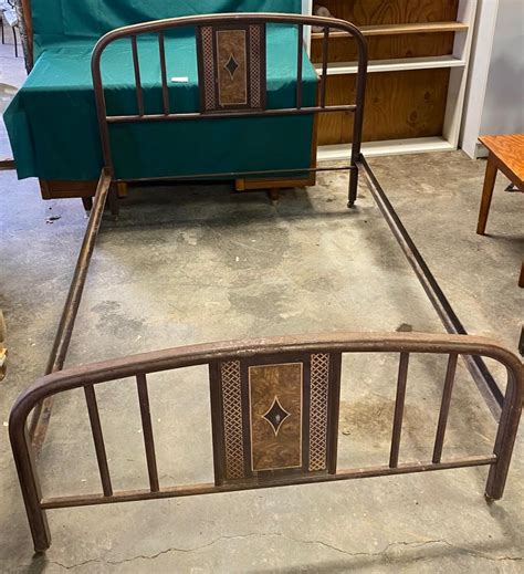 Simmons Bed Frame On Wheels