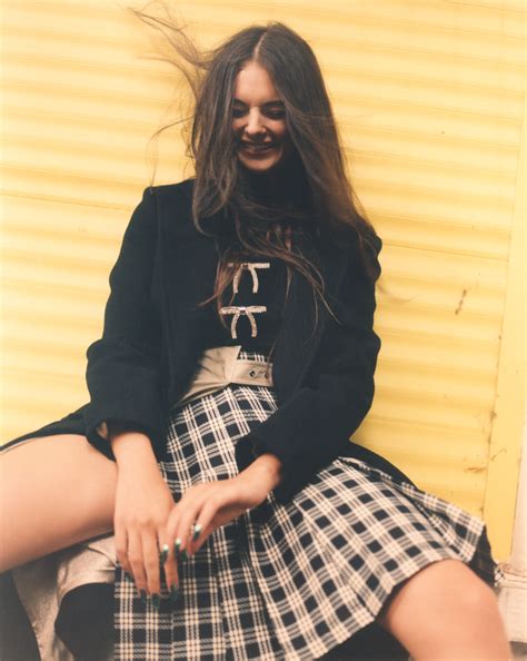 Shooting Deva Cassel Pour Vogue 7 Novembre 2022