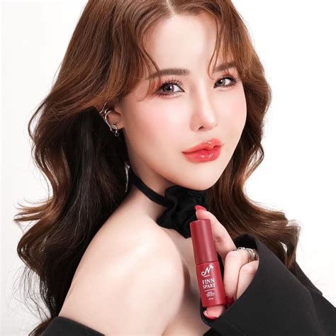 หนุ่มคิ้วเข้มยิ้มหวาน สุราษฎร์ธานี เด็กใต้ บ่าวท๊อป คิ้วเข้มยิ้มหวาน Facebook