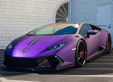 Lamborghini Huracan Purple