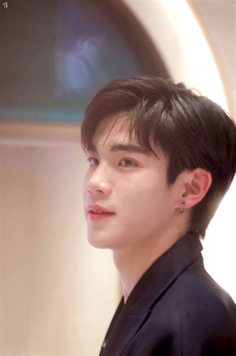 Pin By Chuzhii On GEMINI FOURTH Babefriend Pictures Gmmtv Actors Drama Film