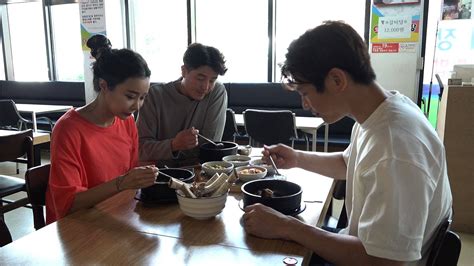 18 Year Old Muscle Queen Seong Hyes Sex Scandal Picture Movie 2020 18 머슬퀸 성혜의 섹스 스캔들