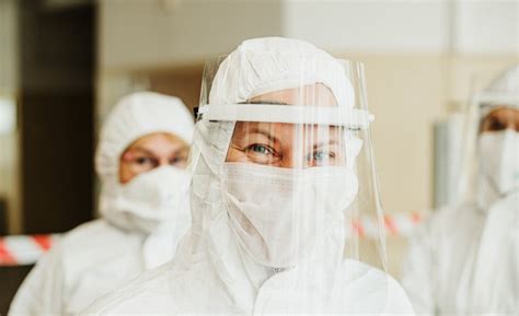 sanitation robots aiding hospitals during pandemic 2021 02 11