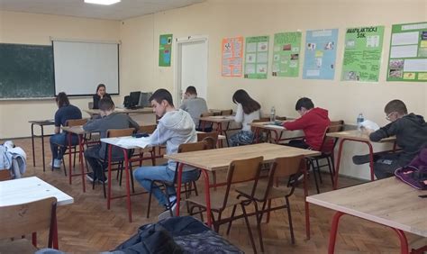 ОКРУЖНО ТАКМИЧЕЊЕ ИЗ ХЕМИЈЕ ЗА УЧЕНИКЕ ОСНОВНИХ ШКОЛА Средња школа