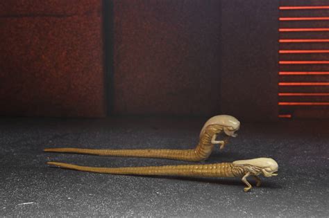 Alien Romulus 7 Inches Action Figure Accessory Set Neca Nin Nin