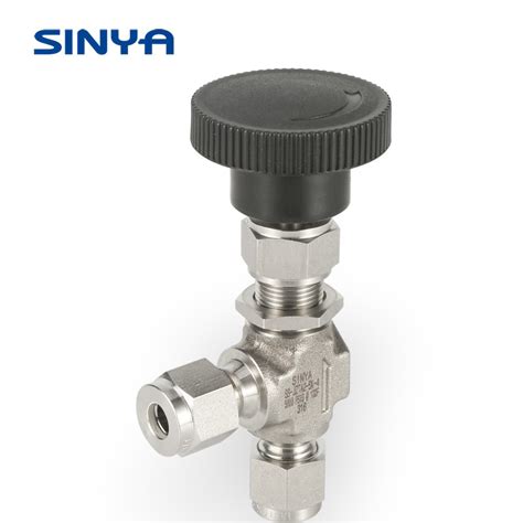 Angle Type Needle Valve With Ferrule Leak Tight Shut Off And Regulation