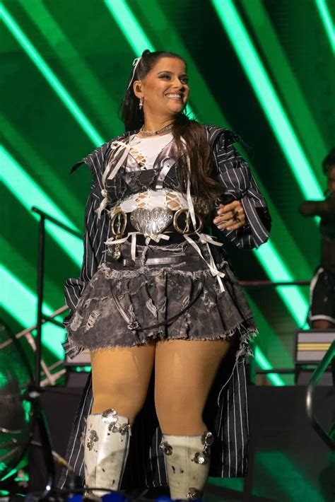Nelly Furtado Shows Off Curves In Cutout Top Distressed Miniskirt For