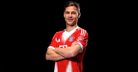 Joshua Kimmich Versteigert Sein Getragenes Trikot Aus Der Champions League