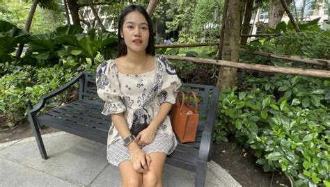 Young And Beautiful Thai Student Seduced Into Porn Vr Porn Video