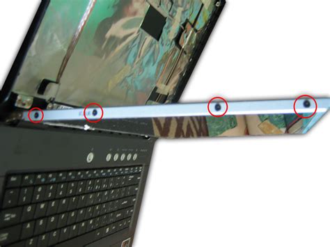 Disassembly LCD Matrix On Compal FL Laptop LuGRU Dot