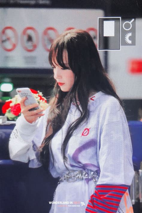 Pin By Thang11 On Xiao Xiao Cosmic Girls Cheng Xiao Girl