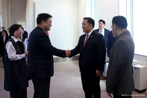 Бүгд Найрамдах Солонгос Улсын Үндэсний Ассамблейн дарга Ү Вон Шигийг угтан авлаа