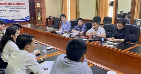 Xác minh thông tin nữ sinh lớp trường chuyên tự vẫn nghi do bạo lực học đường Tuổi Trẻ Online