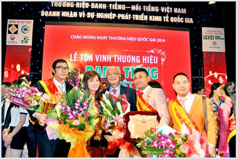 Công ty TNHH TMDV Tin học Long Bình vinh dự nhận giải thưởng Thương hiệu nổi tiếng Việt Nam 2014
