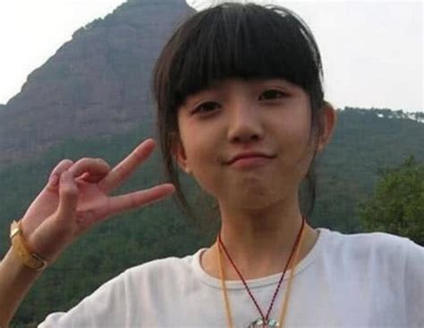 重庆大学校花，爆出从小到大的照片，网友：小时候就是个美人胚子校花胚子重庆大学新浪新闻