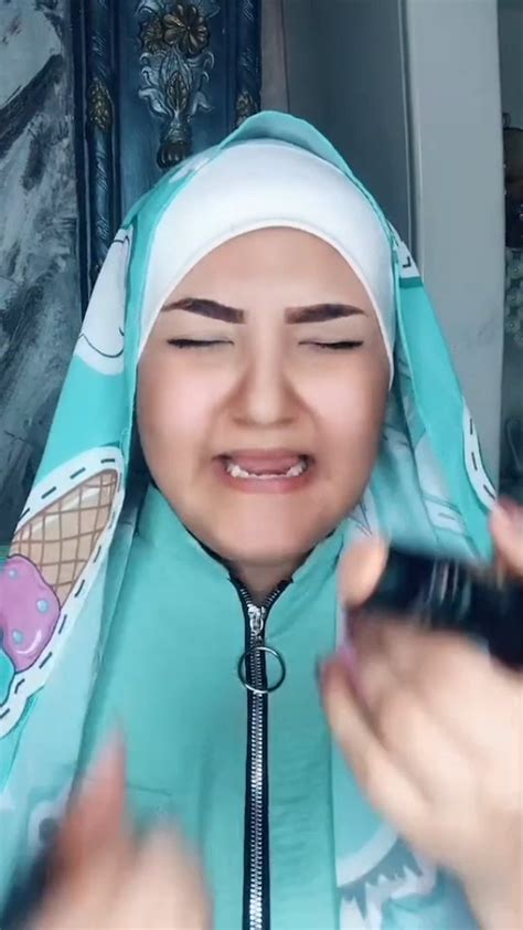 وبحب الناس الرايقه اللي بتضحك على طول الجمهور الكوميدي رزق 😂 By