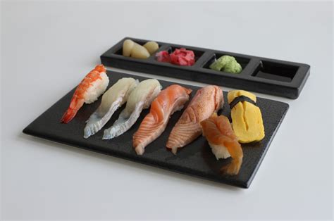 핸드메이드 도자기 블랙 사각 평접시