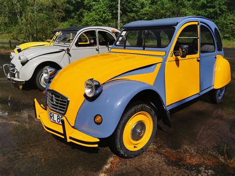 Location De 2cv Pour Votre Team Building La Voiture De Papi
