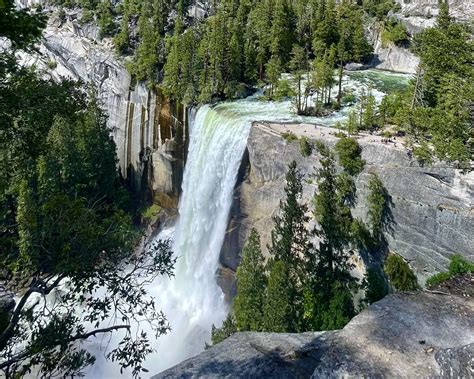 Guided Day Hike In Yosemite Mist Trail And Waterfall Tour