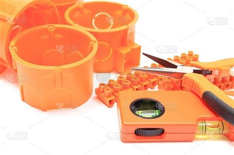 安装中使用的电气元件